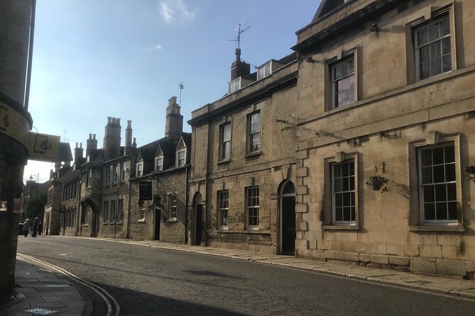 Stamford Private Walking Tour - Who Should Consider This Tour