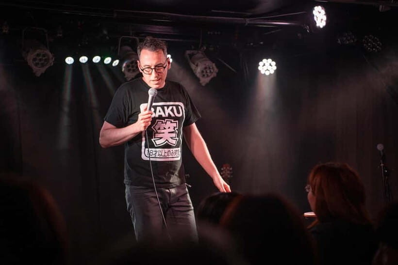 Stand-Up Comedy in Shinjuku (English) - An In-Depth Look at the Comedy Night Experience