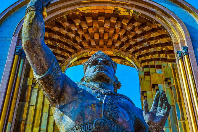 Stans Tours Kyrgyzstan, Kazakhstan, Uzbekistan, Tajikistan - Who Is This Tour Best For?