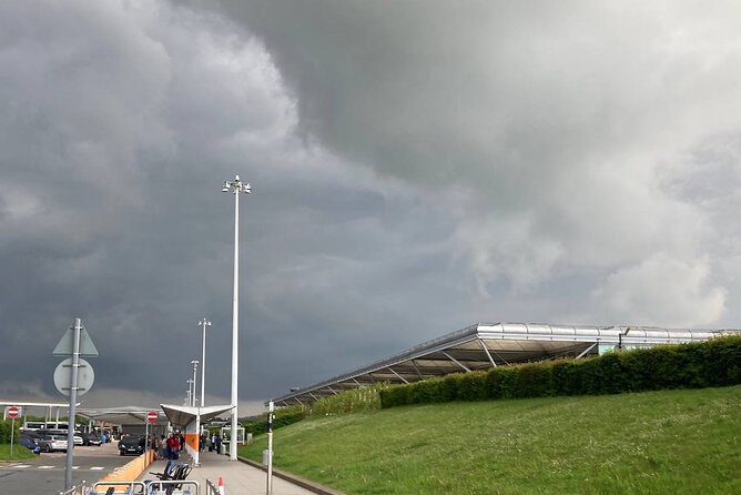 Stansted Airport Taxi Private Transfer To/From London - Key Points