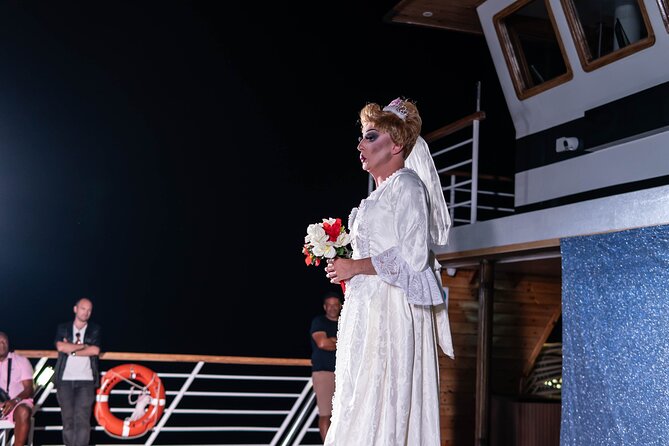 Stardust Variety Show Evening Cruise in Yeroskipou Bay - Tips for Enjoying Your Evening on the Stardust Cruise