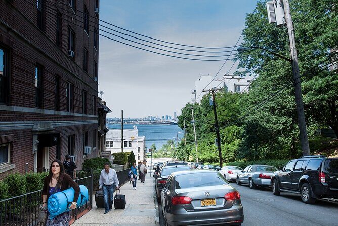Staten Island Walking Tour and Slice of Pizza - Additional Highlights: Staten Island FerryHawks and Stadium Tour