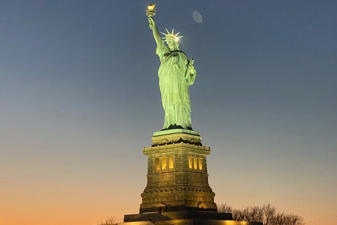Statue of Liberty Ellis Island Cruise with One World Trade Ticket - Starting Point and Logistics