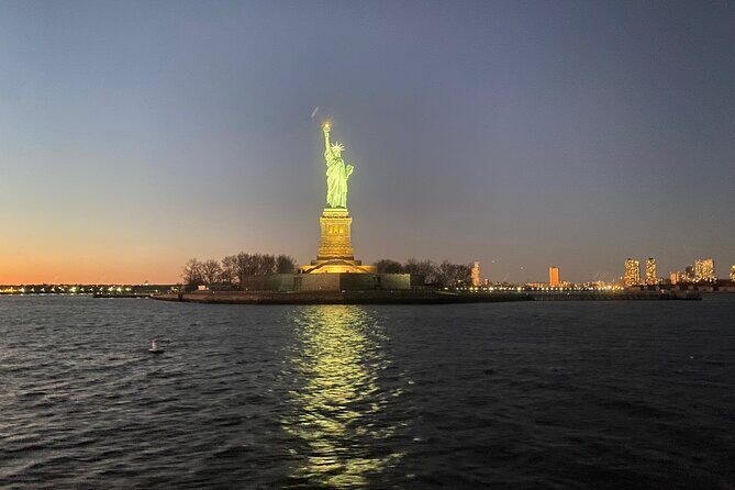 Statue of Liberty Ellis Island Cruise with One World Trade Ticket - Authenticity and Practical Considerations