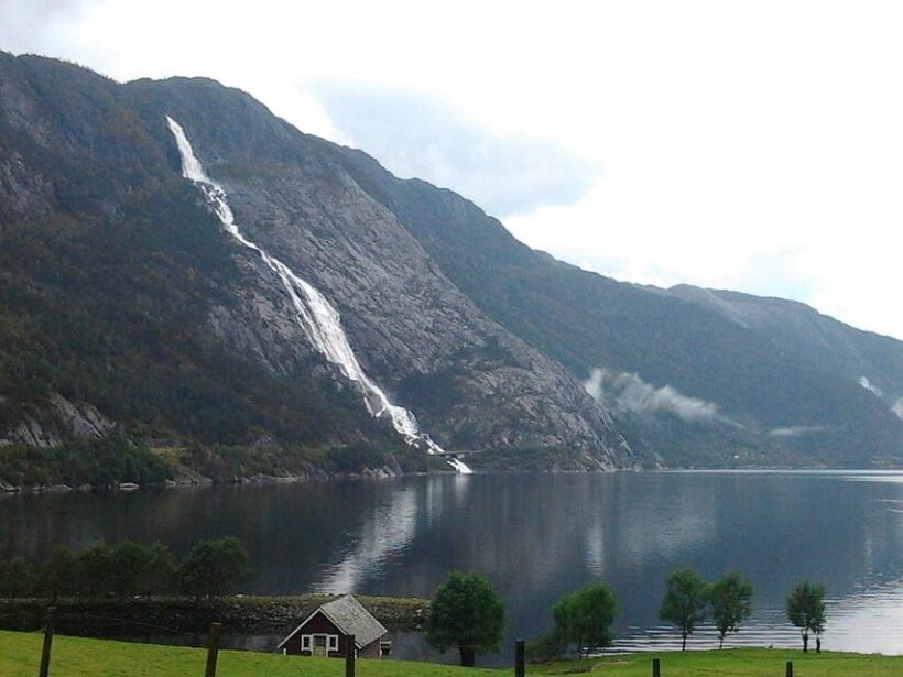 Stavanger: 5-Day Fjords of Norway Tour with Accommodation - Key Points