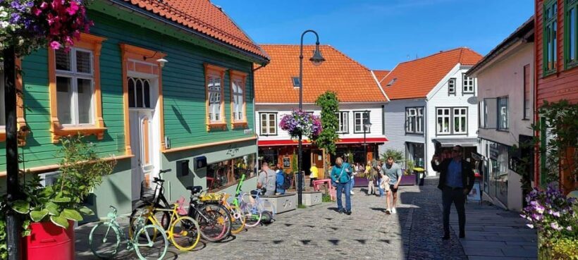 Stavanger: City Highlights Bus and Walking Tour - Key Points