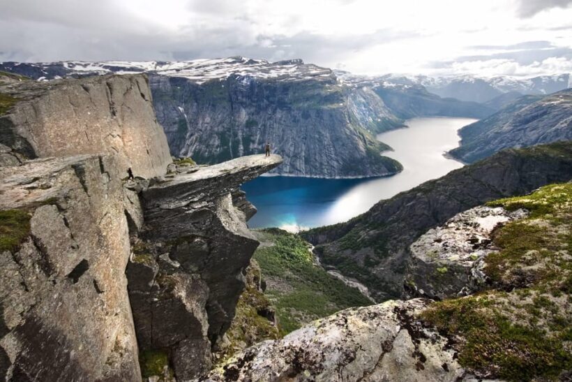 Stavanger: Guided Hike to Trolltunga - An In-Depth Look at the Trolltunga Guided Hike