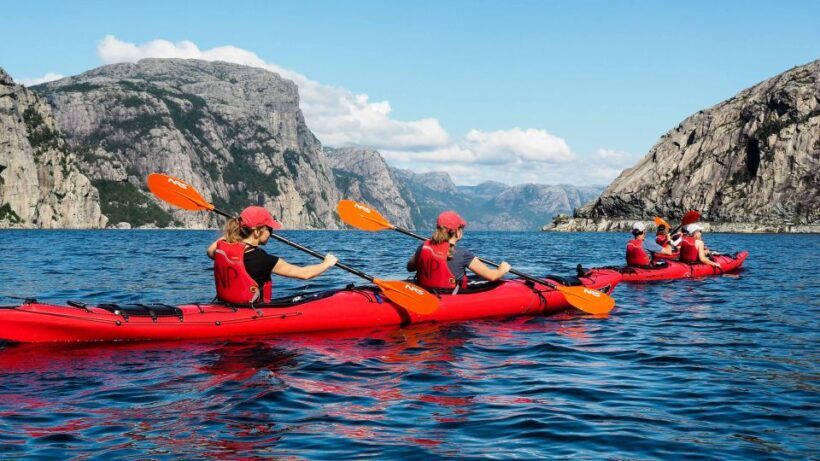 Stavanger: Guided Kayaking in Lysefjord - An Introduction to the Kayaking Adventure