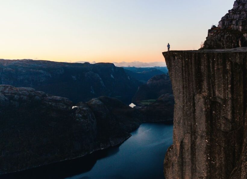 Stavanger: Guided Sunrise Hike to Pulpit Rock - Key Points