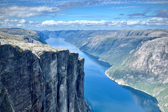 Stavanger Kjerag Hike with Guide and Transportation - Who Should Consider This Tour?
