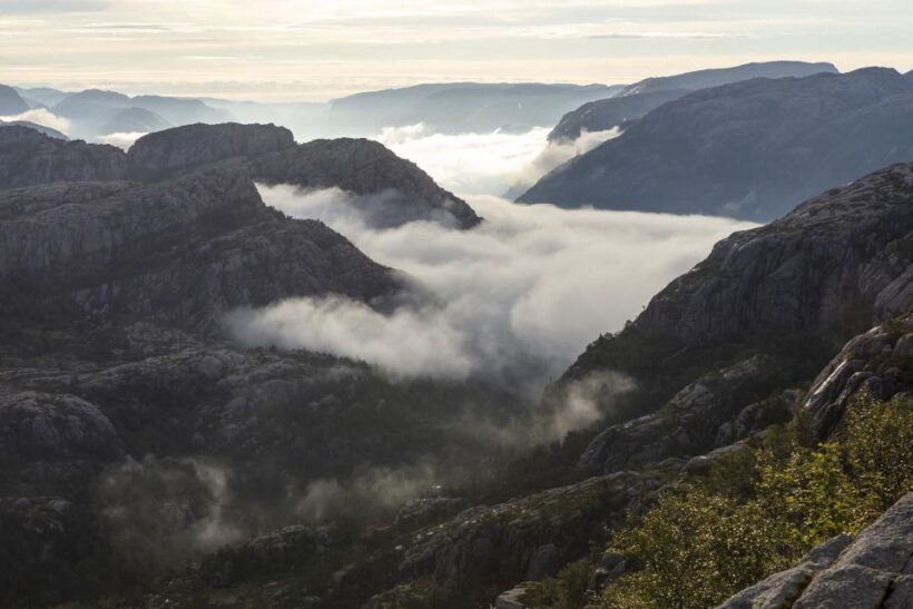 Stavanger: Preikestolen Sunrise Hike with Breakfast Buffet - The Itinerary in Detail