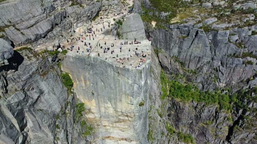 Stavanger: Preikestolen Tour with Guide and Pickup - Who Will Love This Tour?