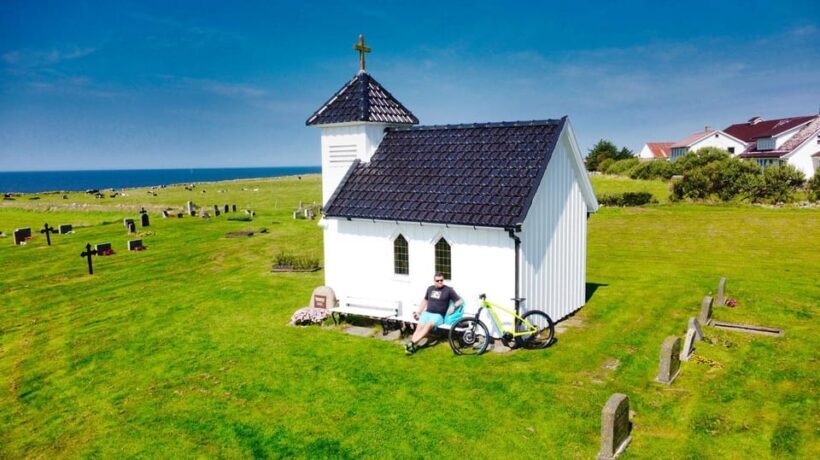 Stavanger: Scenic roatrip, optional hike Brufjell - Staying at Åna-Sira