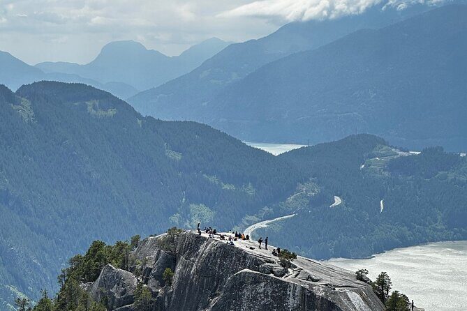 Stawamus Chief Hike - Starting Point and Meeting