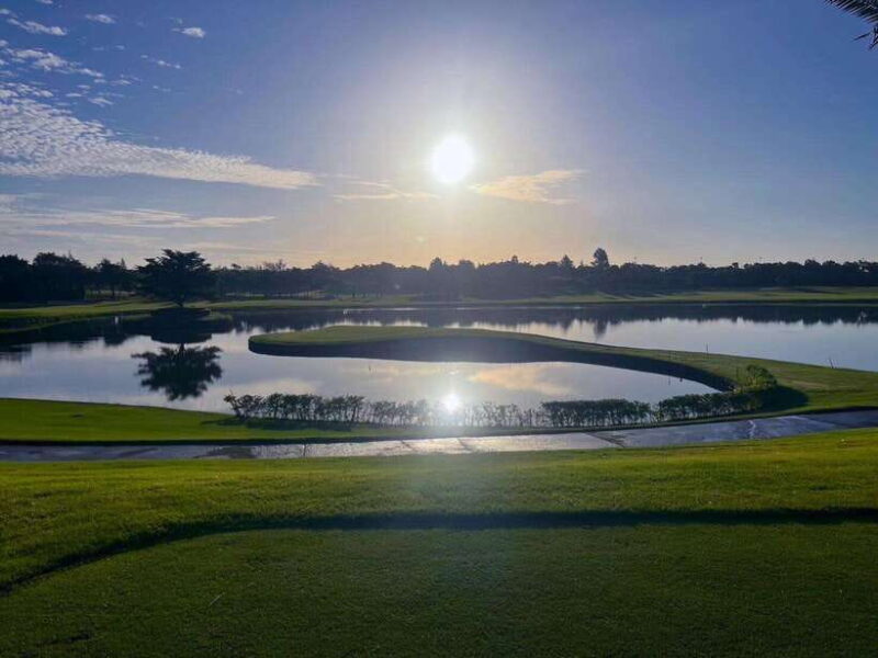 Stay & Play 4 Days 3 Nights Golfing Escape Country Club - Key Points
