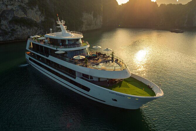 Stellar Of The Seas visit Bai Tu Long Bay Lan Ha Bay depart from Hanoi - Who Should Consider This Tour?