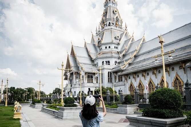 Step Back In Time: Explore Bangkok's Historical Koh Kret Island - Exploring Koh Kret: A City Escape with Cultural Depth