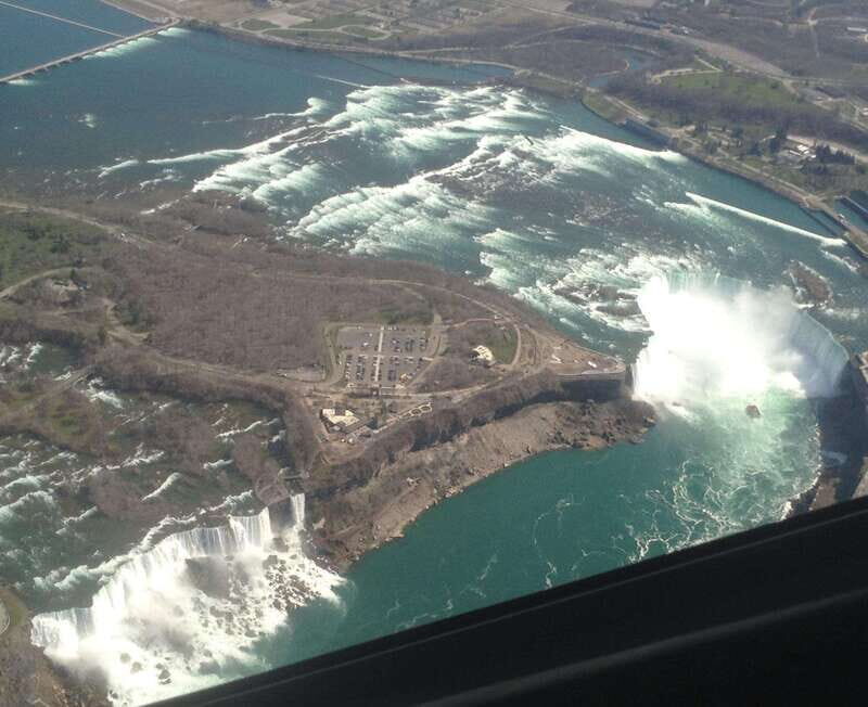 Step On Guide Services by Tour Guide Micko (from Niagara) - An In-Depth Look at the Tour Experience