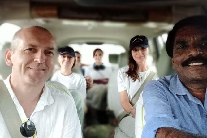 Stepwell & Fatehpur Sikri stops Agra to/from Sawai madhopur city - How Travelers Have Seen It