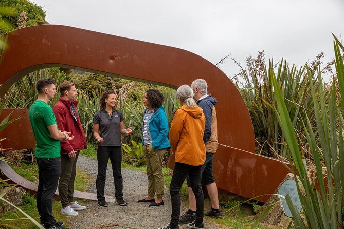 Stewart Island: Village and Bays Tour - An In-Depth Look at the Stewart Island Village and Bays Tour