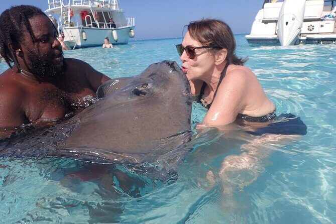 Stingray City, Star fish Point and Snorkeling Private Boat Tour - Snorkeling and Wildlife