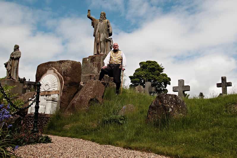 Stirling: Highlights of The Old Town Private Walking Tour - An In-Depth Look at the Tour