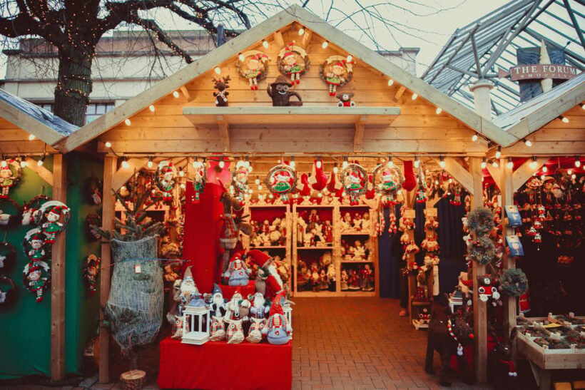 Stockholm: Christmas Markets & Lights Guided Walking Tour - A Closer Look at the Itinerary