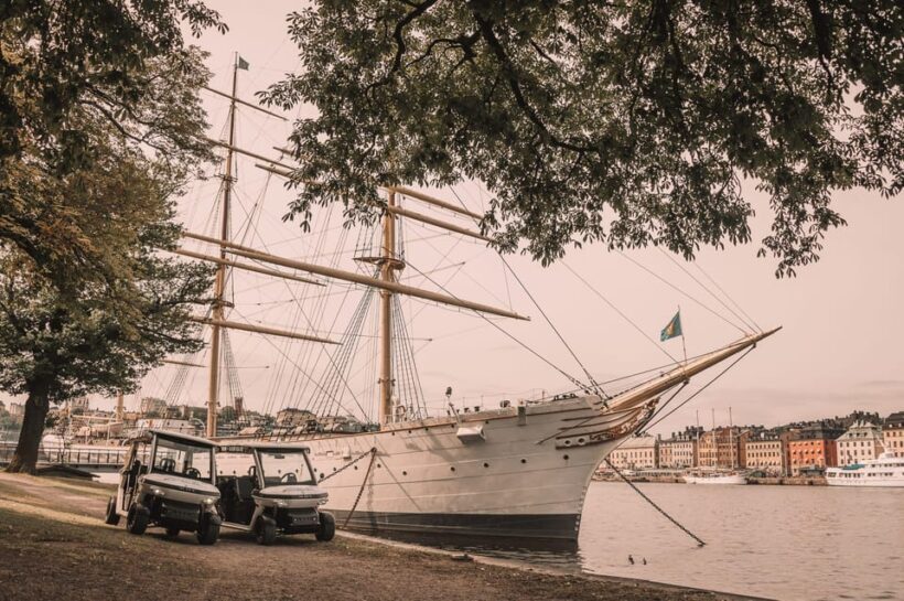 Stockholm Highlights by Golf Cart Tour - The Sum Up