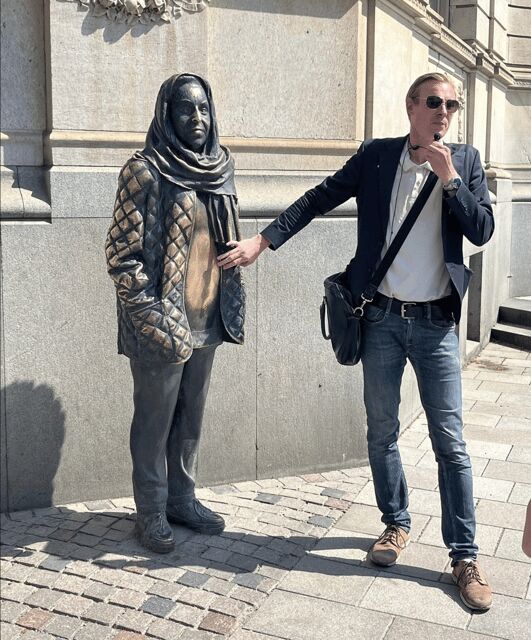 Stockholm: Modern City Walking Tour with Local Guide - Key Points