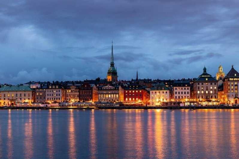 Stockholm: Must-See Attractions Walking Tour with a Guide - An In-Depth Look at the Itinerary
