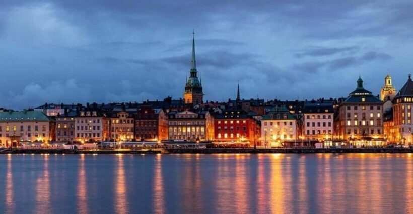 Stockholm: Must-See Attractions Walking Tour with a Guide - Authentic Feedback from Travelers