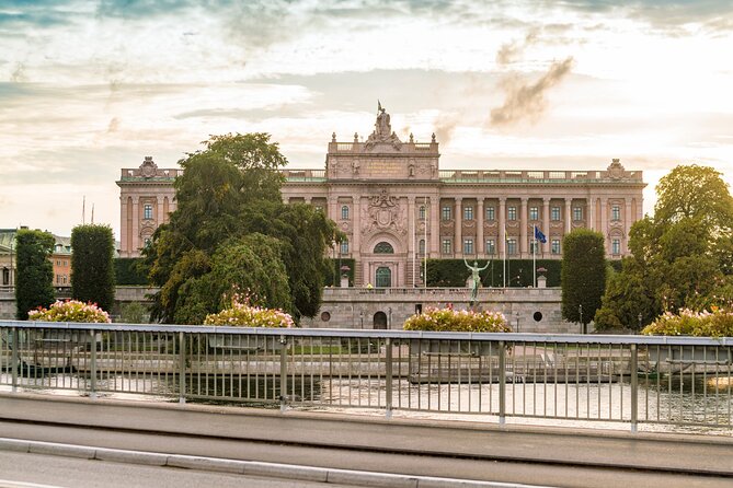Stockholm Royal Palace Museums Gamla Stan Skip-the-line Tour - Key Points