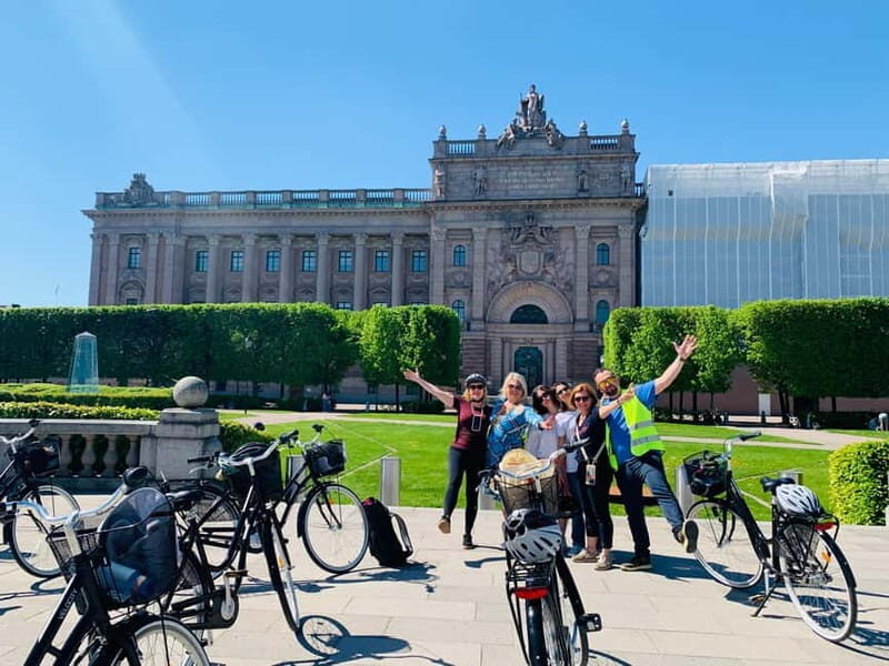Stockholm's Best Bike Tour! (English / Deutsch) - Stockholm’s Best Bike Tour: A Practical Exploration of the City on Two Wheels