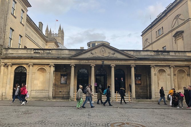 Stonehenge and Bath Private Car with Driver Guide - Detailed Breakdown of the Itinerary