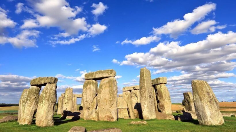 Stonehenge & Bath Private Car Tour - Key Points