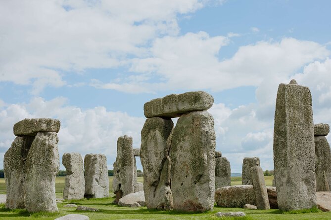 Stonehenge & Secret England From Bath for 2-8 Curious Adventurers - Stonehenge Exploration