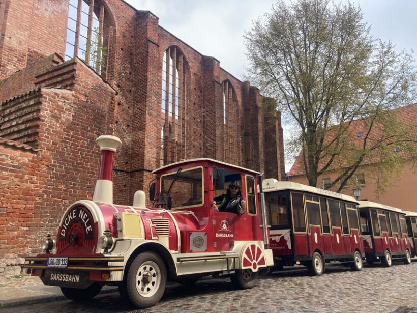 Stralsund: Stadtrundfahrt durch die historische Altstadt - Who Should Consider This Tour?