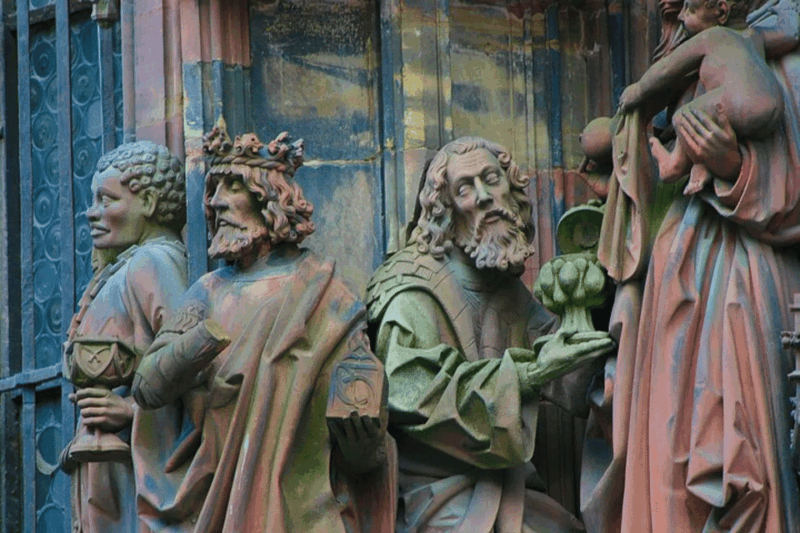 Strasbourg: Christmas Market and City 3 Hour Walking Tour - Who is this tour best for?