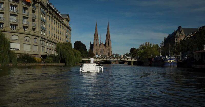 Strasbourg: Private City Sightseeing Boat Tour - Key Points