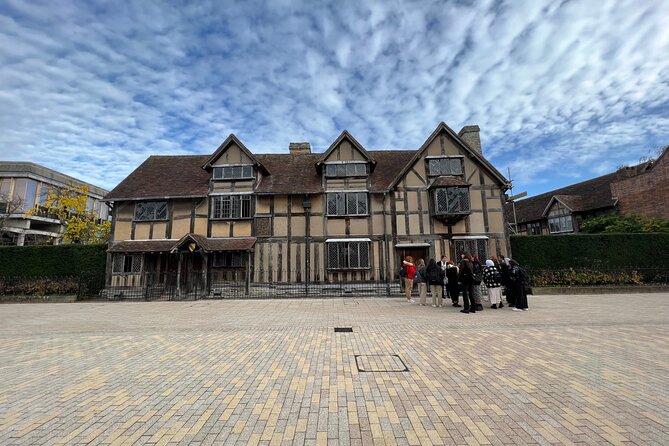 Stratford Upon Avon & Warwick Castle Private Tour - Key Points to Remember