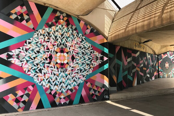 STREET ART | Group Guided Tour on City Bike - Accessibility and Participation