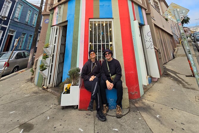 Street Art in Valparaiso and Wines in Casablanca From Santiago - Pricing and Cancellation Policy