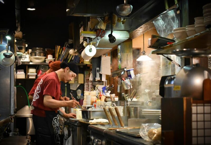 Street Eats & Izakaya Treats: Your Ultimate Tokyo Food Tour - Exploring Shibuyas Street Food Scene