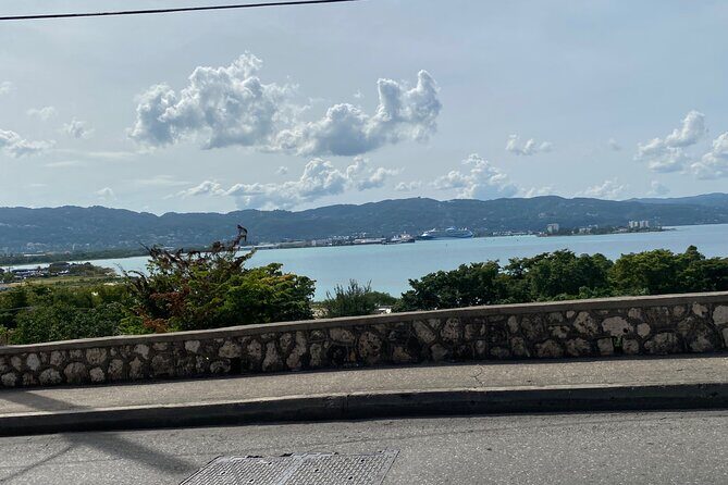 Street Executive Tours And Chauffeur Service Jamaica - FAQ