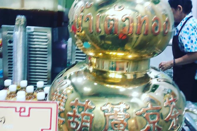 Street Food at China Town - An In-Depth Look at the Chinatown Street Food Tour