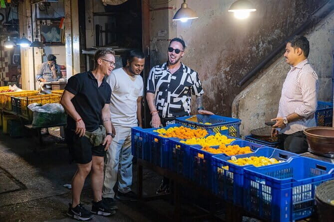 Street Food, Hidden Markets & Ancient Temples of Mumbai - FAQs