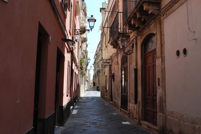 Street food tour and Guided Tour of Ortigia - The Sum Up