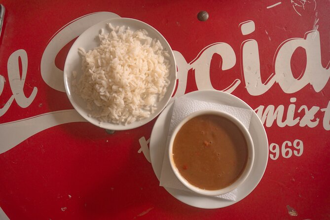 Street Food Tour in Medellín With 10 + Tastings in El Poblado - Praise and Recommendations