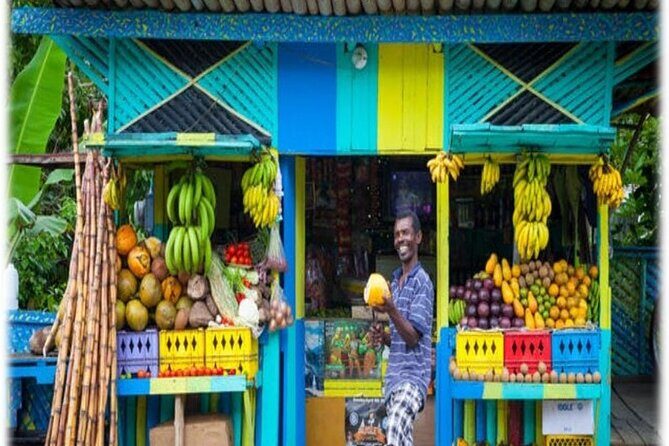 Street Food Tour in Montego Bay - Discovering Montego Bay’s Flavors: A Street Food Tour Review