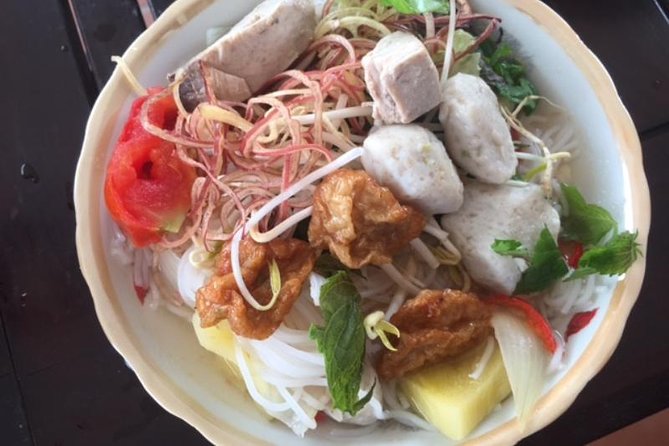 Street Food Tour With Chef Dat - Authentic Experiences and Local Insights